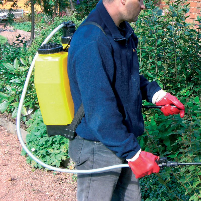 Garden Pro 16L Backpack Sprayer | Bonningtons